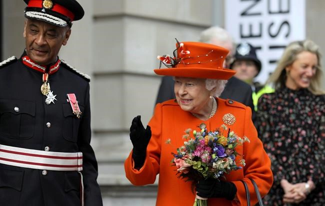 Insta-Monarch: Queen Elizabeth makes first Instagram post – Brandon Sun
