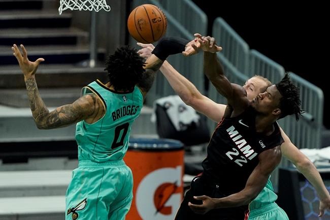 Monk scores 32 as Hornets hold on to beat Heat 110-105 – Brandon Sun