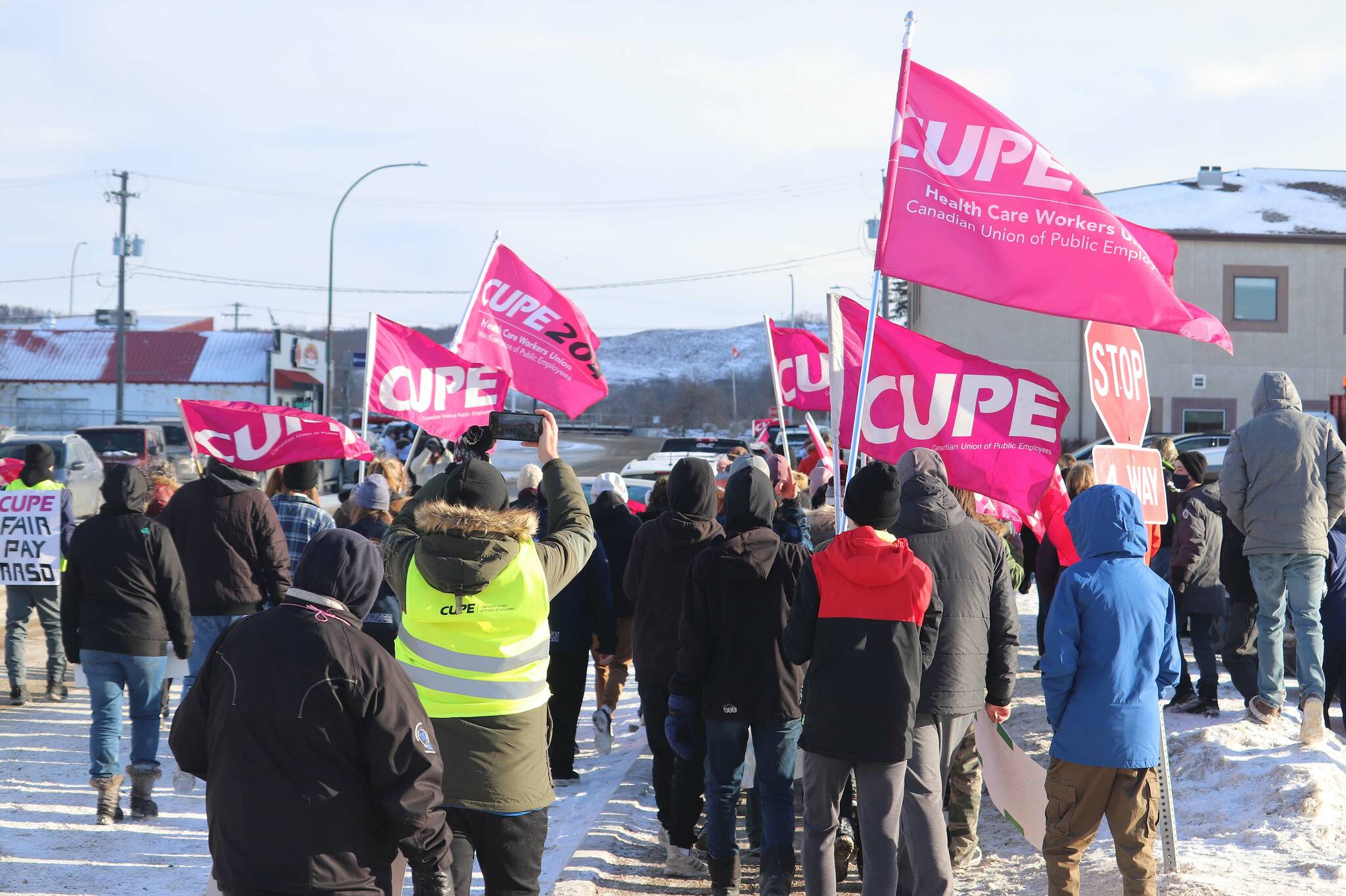 RRSD custodial strike is over, but talks continue – Brandon Sun