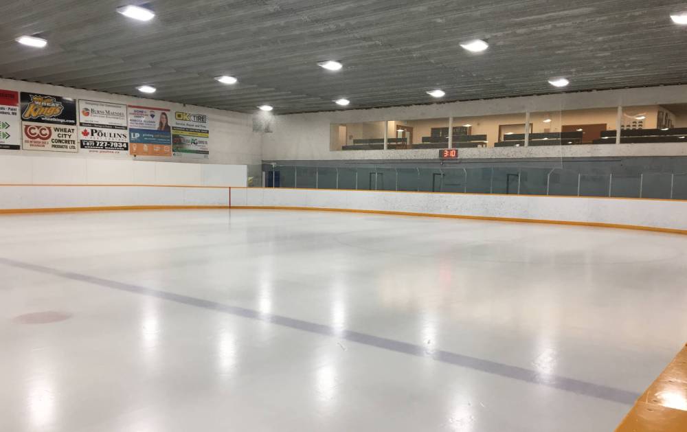 Wawanesa raises funds for new ice plant – Brandon Sun