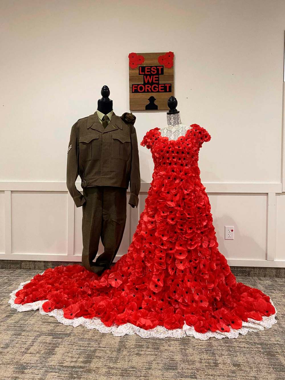 Rotary Villas residents create poppy dress – Brandon Sun