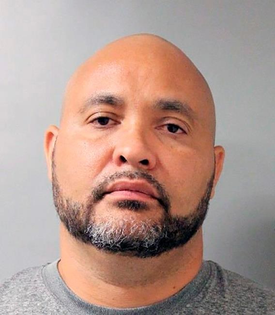 Former Houston police officer charged with murder over raid – Brandon Sun