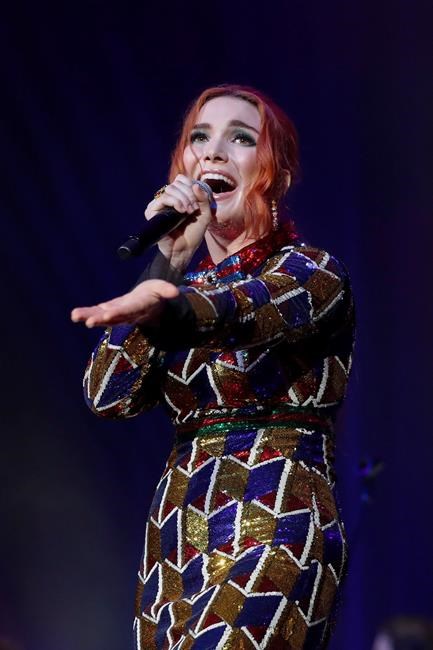 Caylee Hammack’s band went from concerts to mowing lawns – Brandon Sun