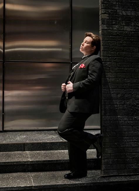 Transgender baritone Lucia Lucas makes US debut – Brandon Sun