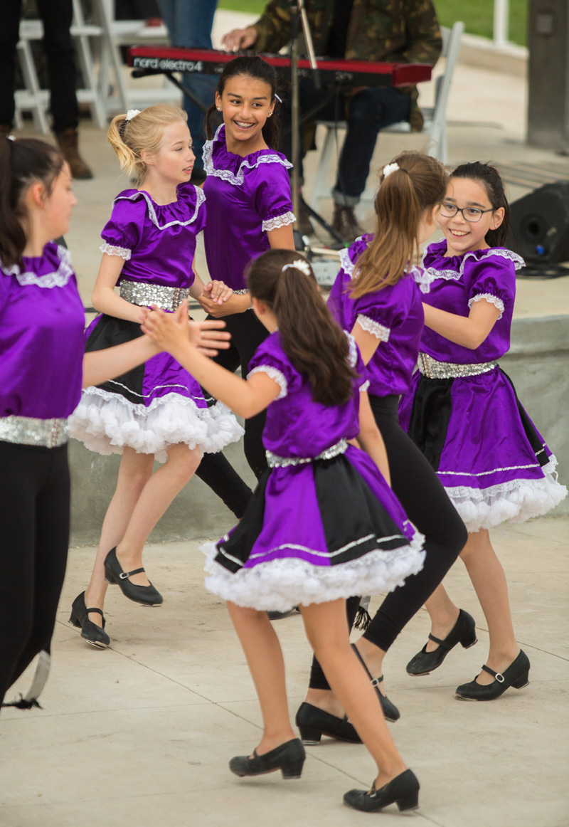 Métis jiggers love the stage – Brandon Sun