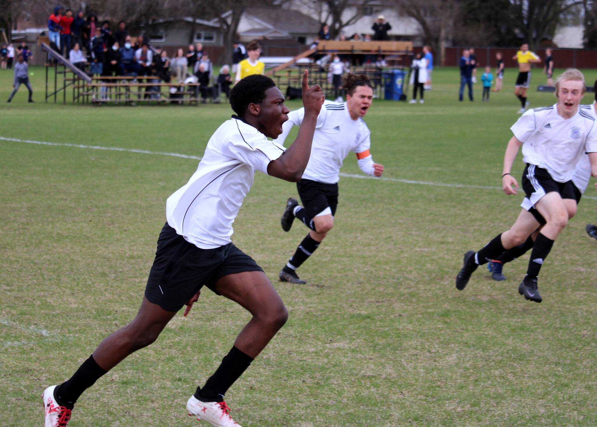 Toogun nets pair as Massey takes Game 1 – Brandon Sun