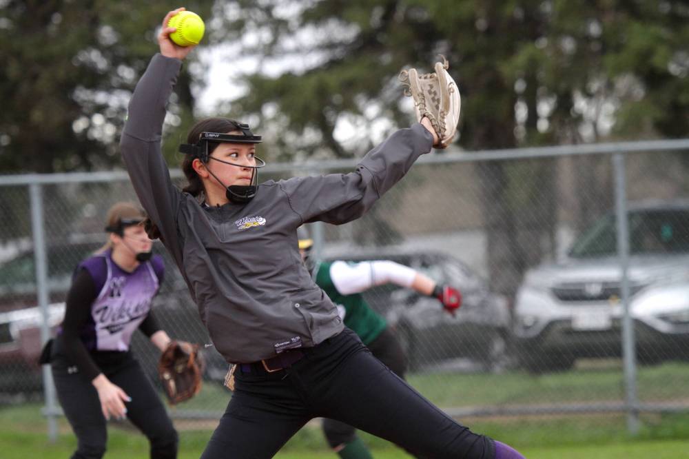 Vikings complete perfect city softball season – Brandon Sun