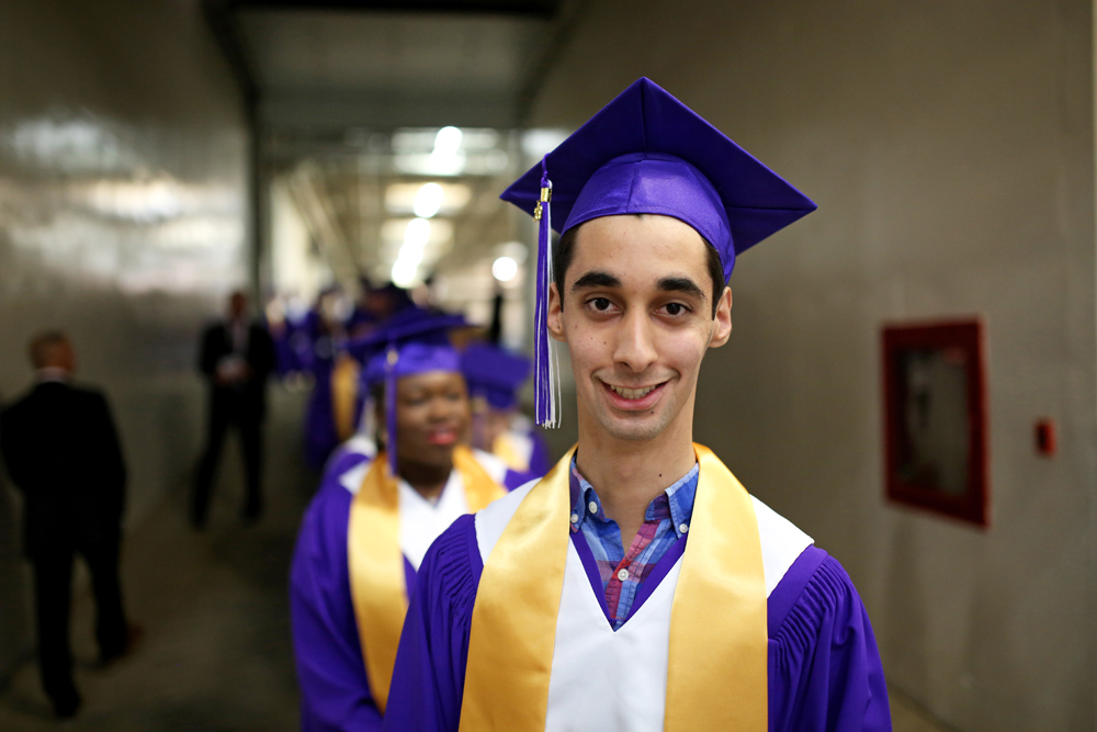 VINCENT MASSEY GRAD – Brandon Sun