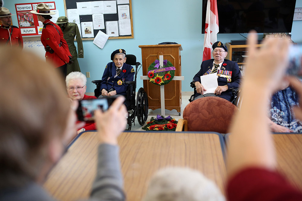 HAMIOTA HOSTS REMEMBRANCE DAY CEREMONY – Brandon Sun