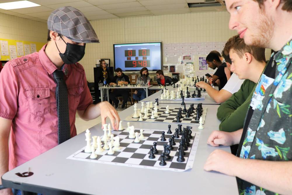 Checking out the competition – Brandon Sun