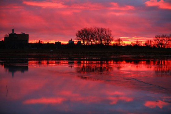 Sun Burst for November 19, 2019 – Brandon Sun