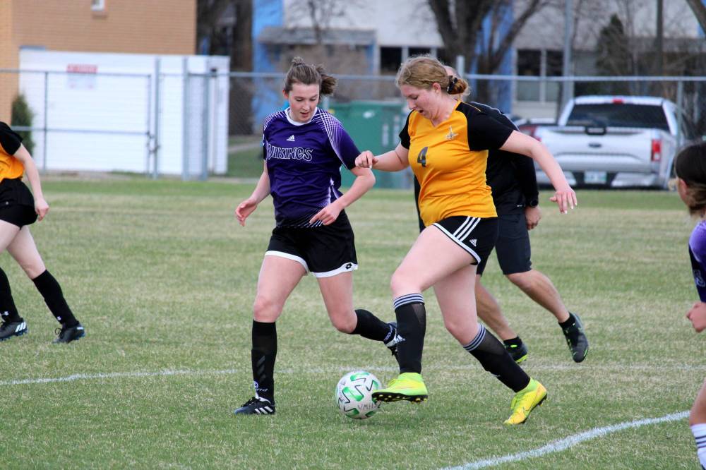 Massey blanks Crocus 5-0 on pitch – Brandon Sun