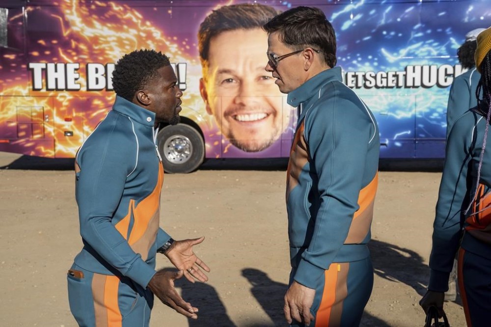 Review: In ‘Me Time,’ Wahlberg and Hart make some trouble – Brandon Sun