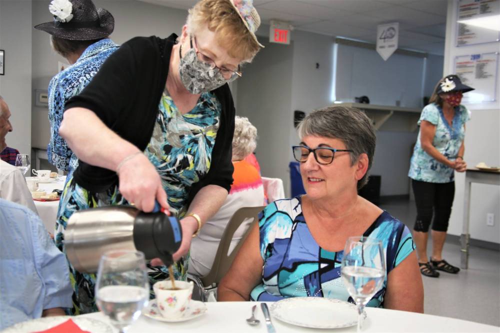 Seniors for Seniors marks 40 years with high tea – Brandon Sun