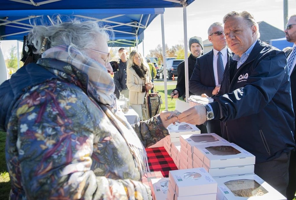 Quebec votes: Party leaders work to get the vote out on final campaign ...