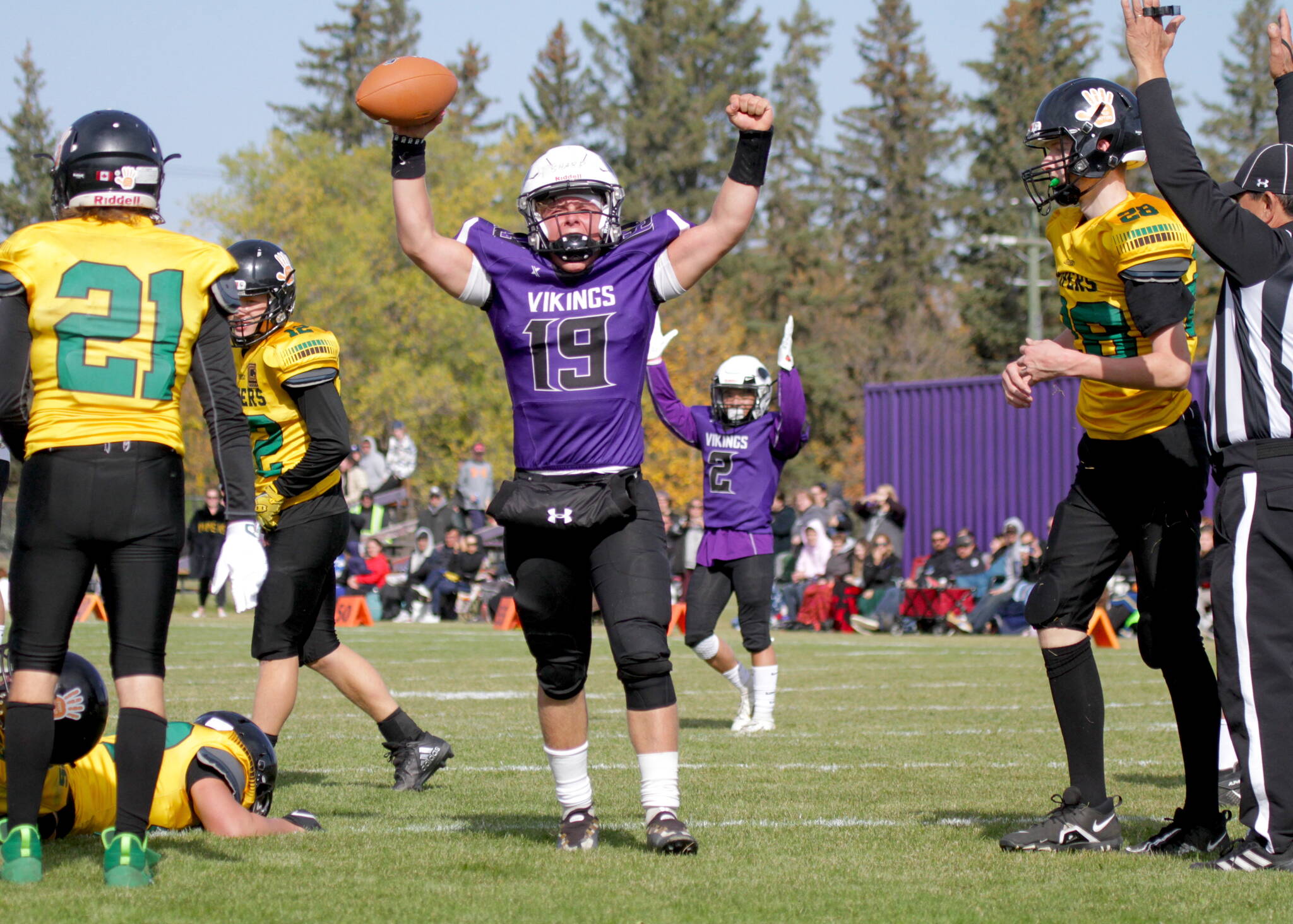 Sharp leads Vikings to incredible comeback over Pipers – Brandon Sun