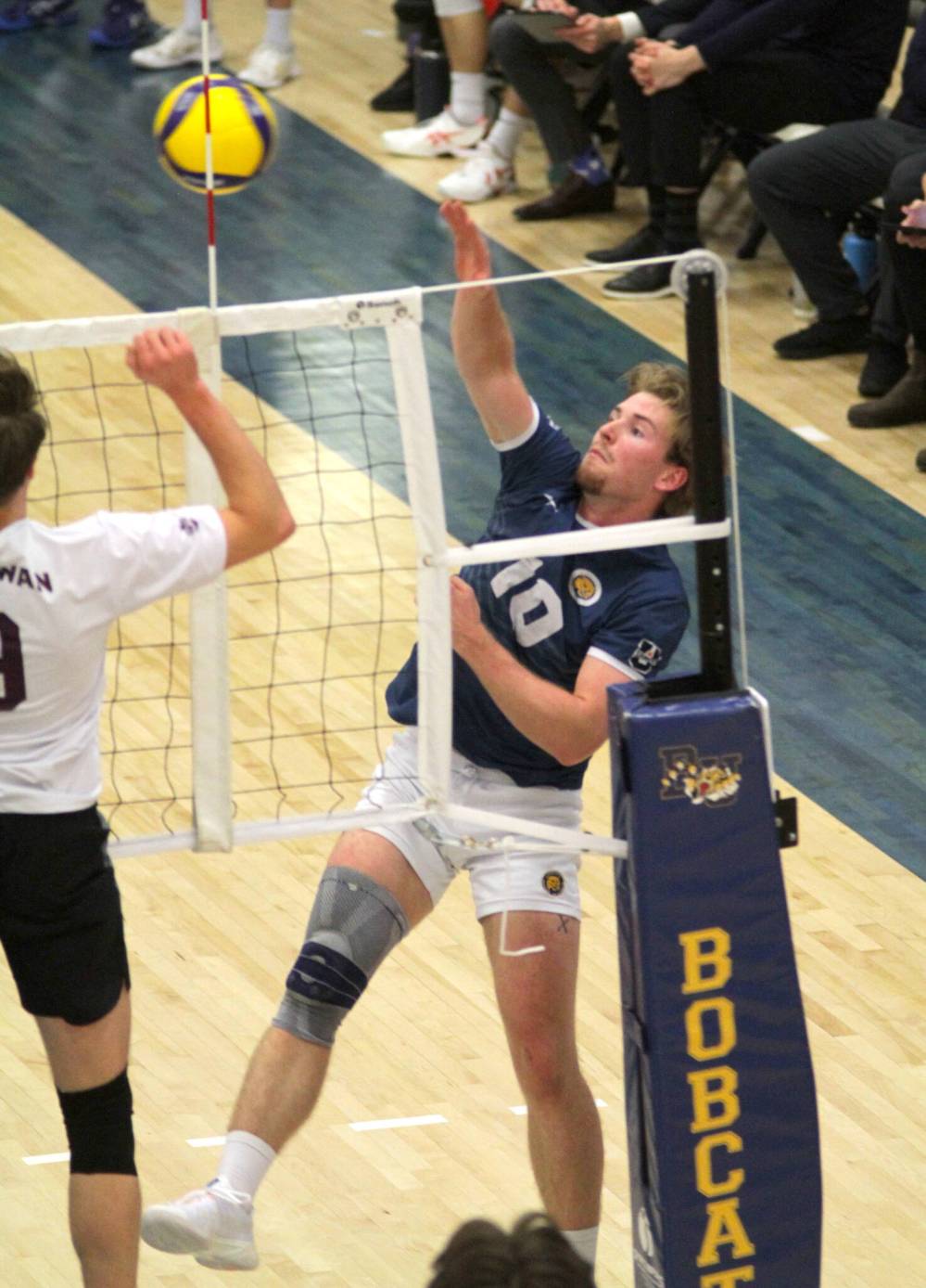 Friesen dominates fifth set for BU – Brandon Sun