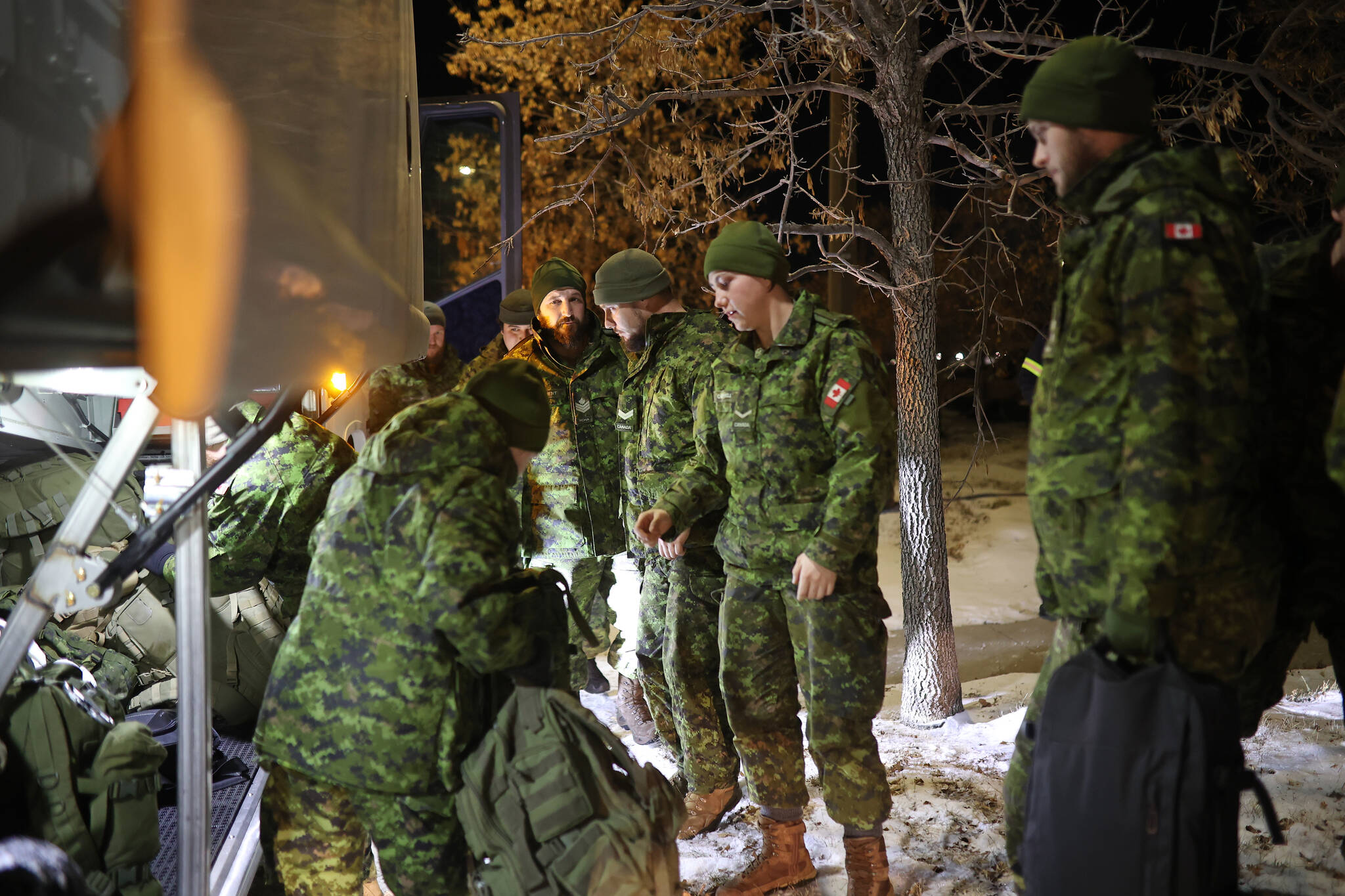Happy reunions as CFB Shilo troops return from Latvia – Brandon Sun