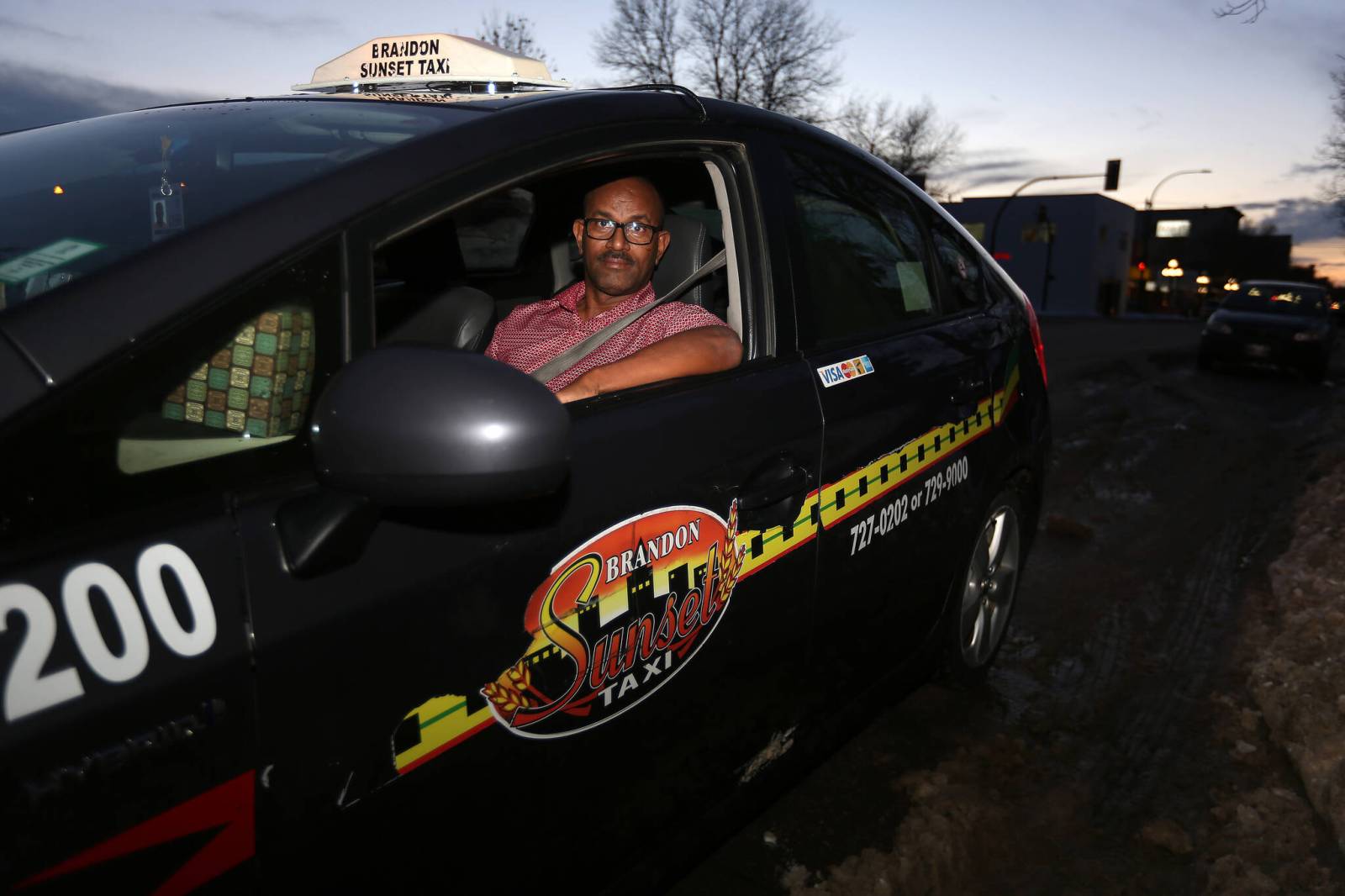 Taxi drivers look to increase fares – Brandon Sun
