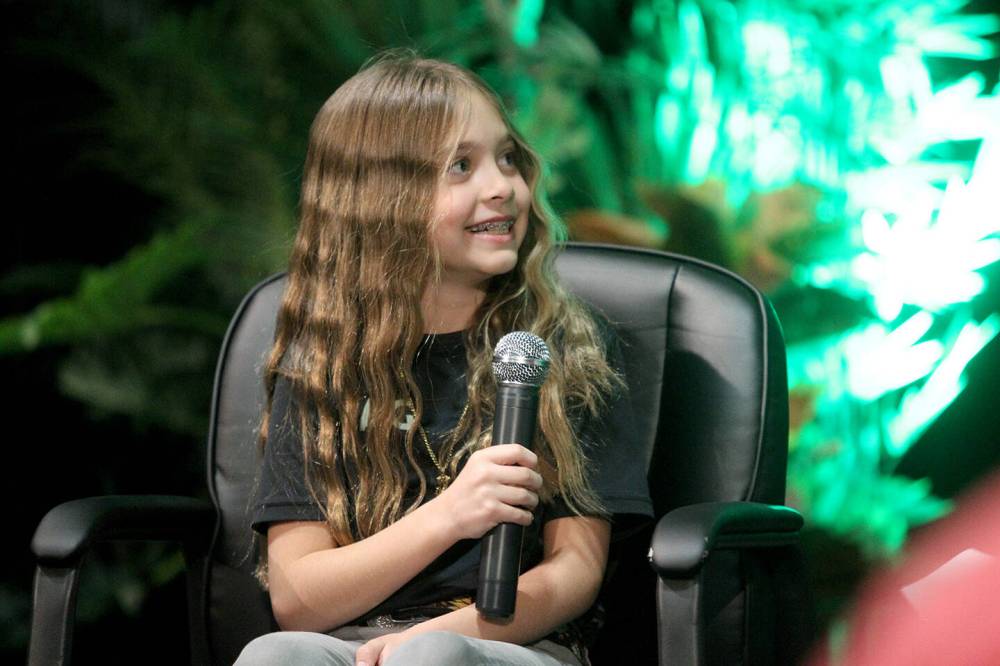 Young farm girl speaks up for agriculture – Brandon Sun