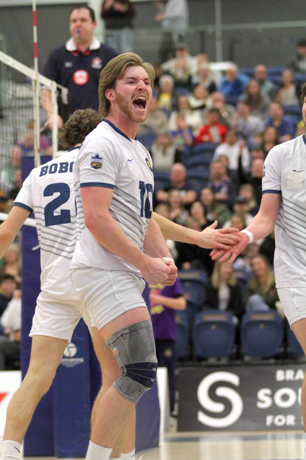 Coach’s kid leads Calgary to weekend split – Brandon Sun