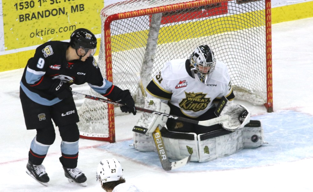 Wheat Kings hold off Winterhawks – Brandon Sun