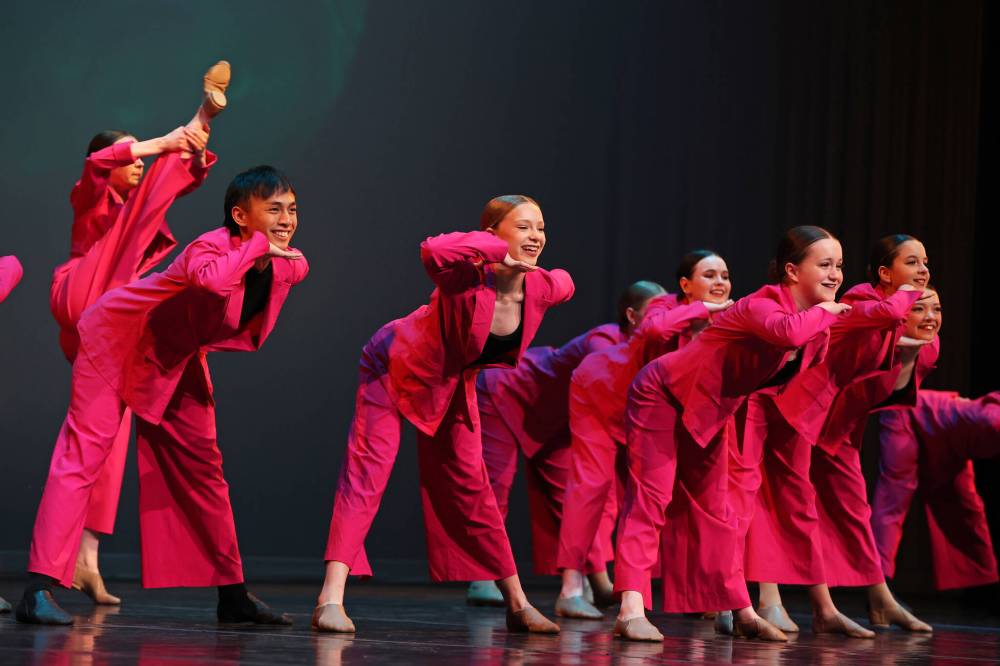 GALLERY: Dance the night away – Brandon Sun