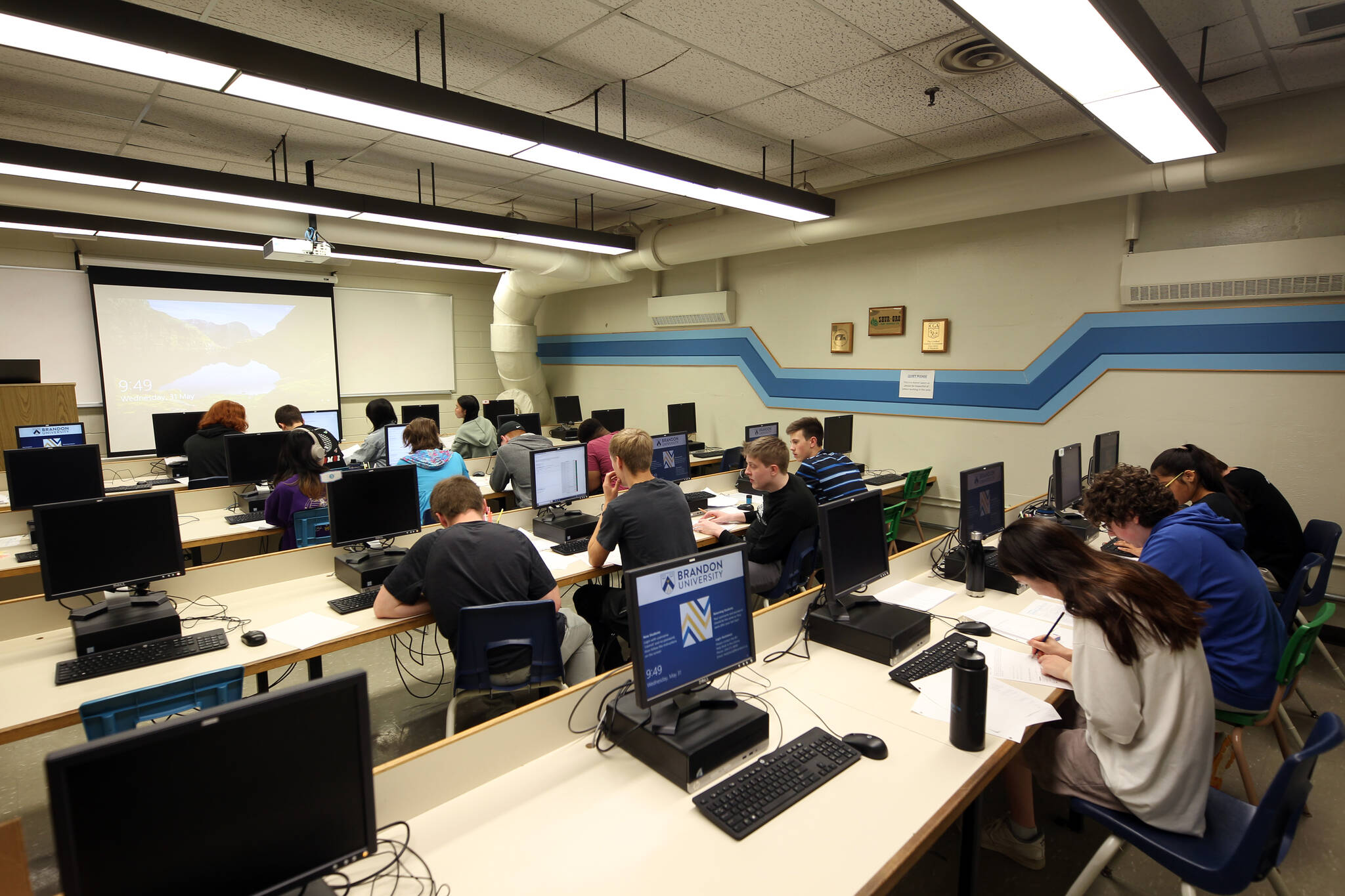 Coding contest brings high schools together – Brandon Sun