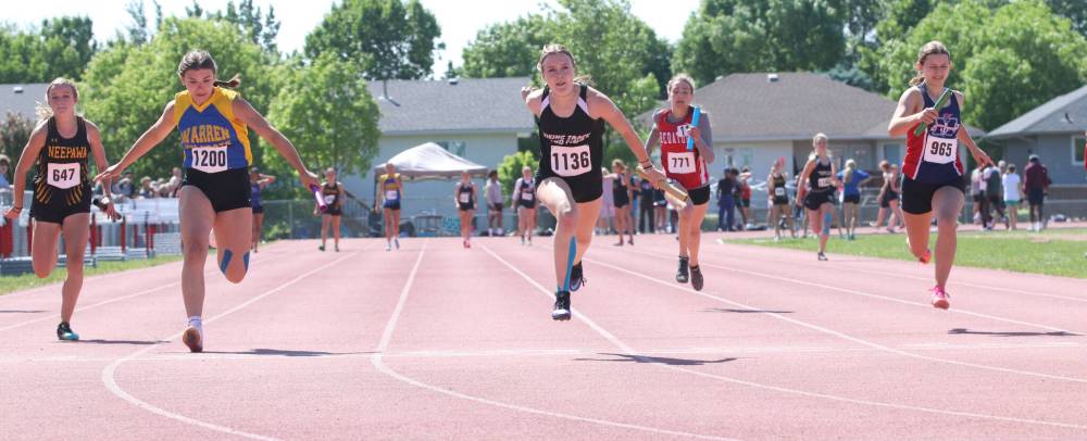 Massey relay teams finish strong – Brandon Sun