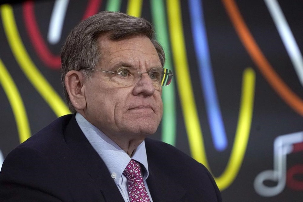 Chicago Blackhawks owner Rocky Wirtz dies at age 70 – Brandon Sun