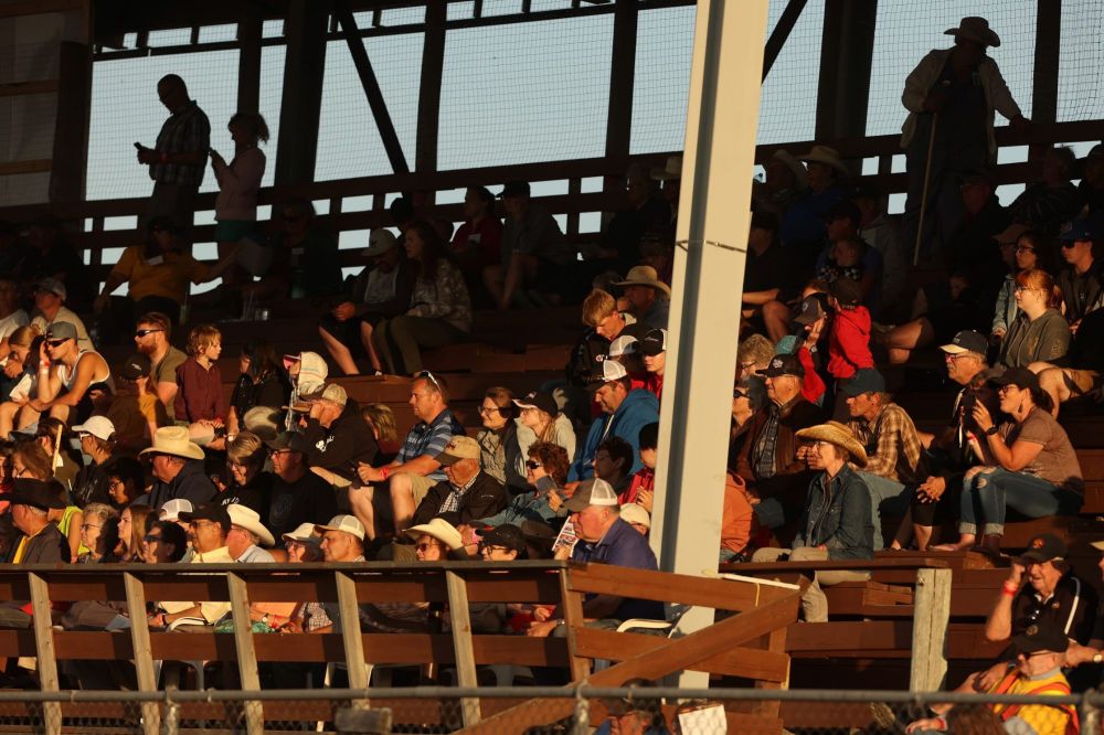 Lots of fun, action in Austin – Brandon Sun