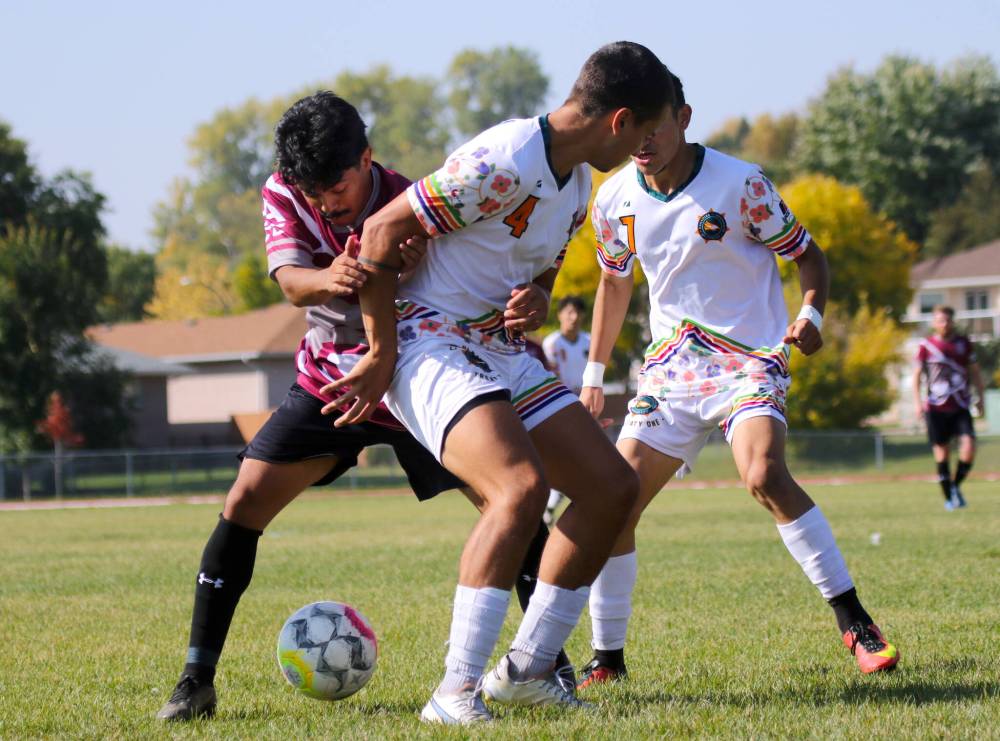 Cougars drop key early-season contests – Brandon Sun