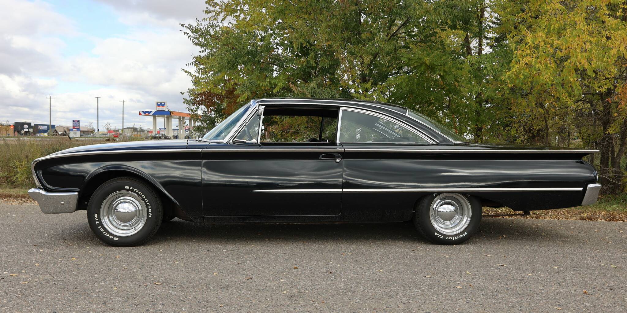 1960 Ford Starliner a dream come true – Brandon Sun