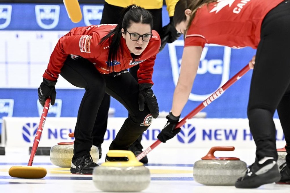 Einarson splits 2 games at Pan Continental championships, Gushue drops ...