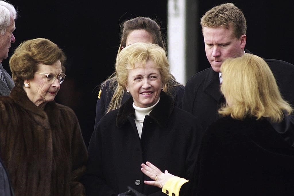 Former Sen. Jean Carnahan, the first woman to represent Missouri in the ...
