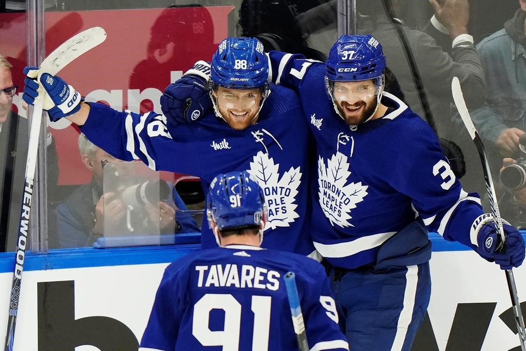 Nylander, Woll star as Maple Leafs down Bruins 2-1 to force Game 7 ...