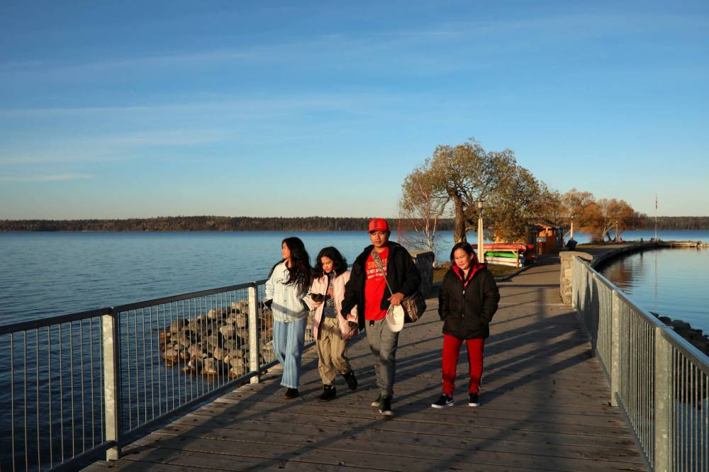 Contractors wanted to repair main pier at Clear Lake – Brandon Sun