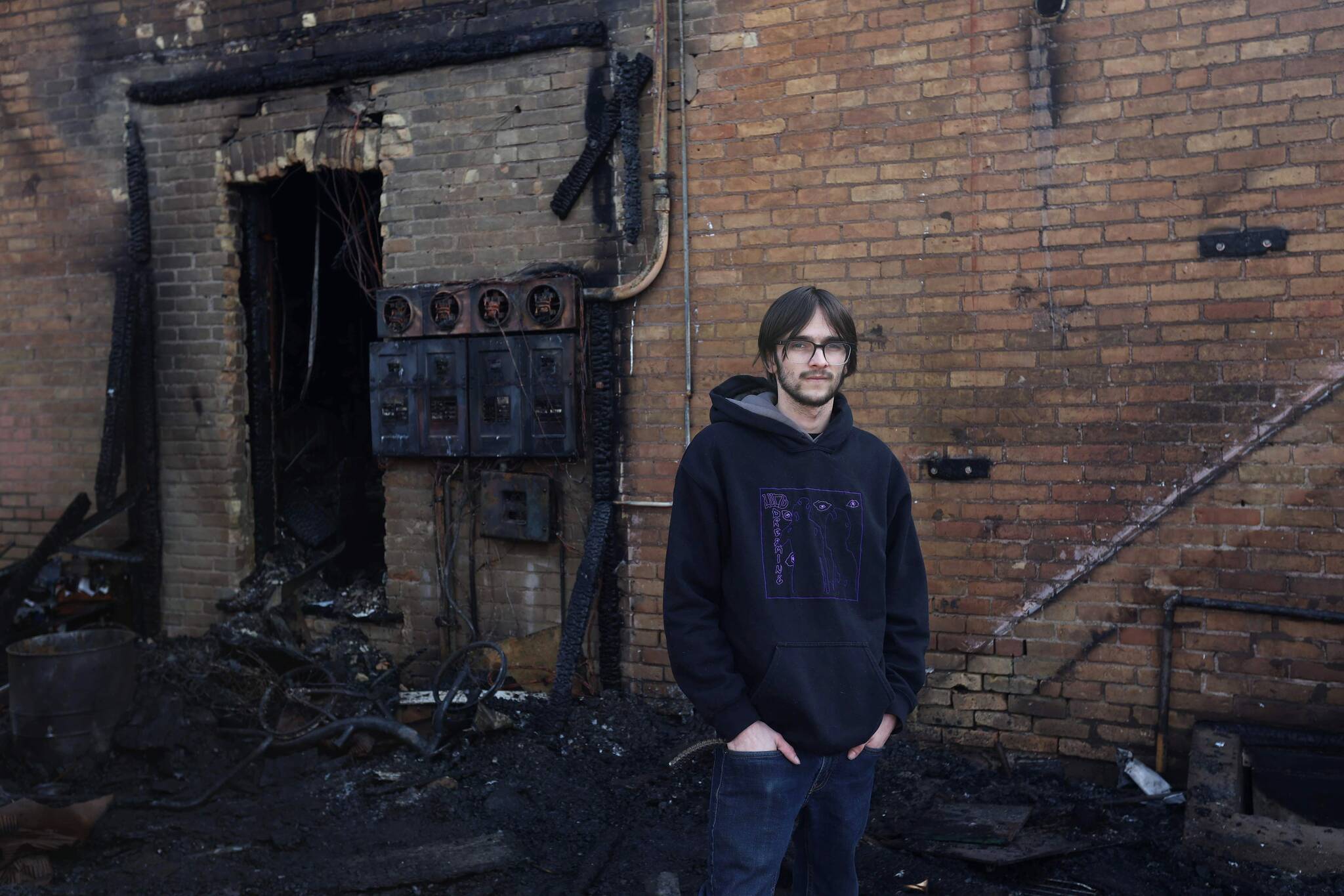 Apartment block fire displaces 5 tenants – Brandon Sun