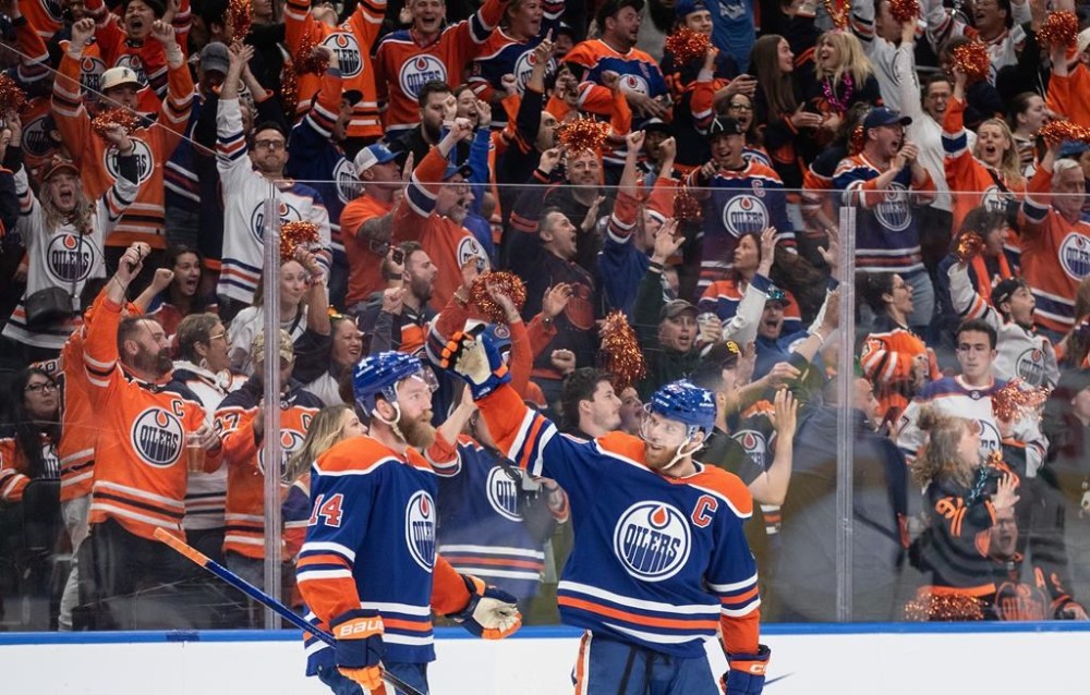 Edmonton Oilers looking for a road win in decisive Game 5 against ...
