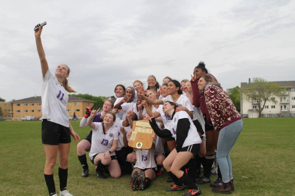 Vikings defend soccer crown in extra time – Brandon Sun