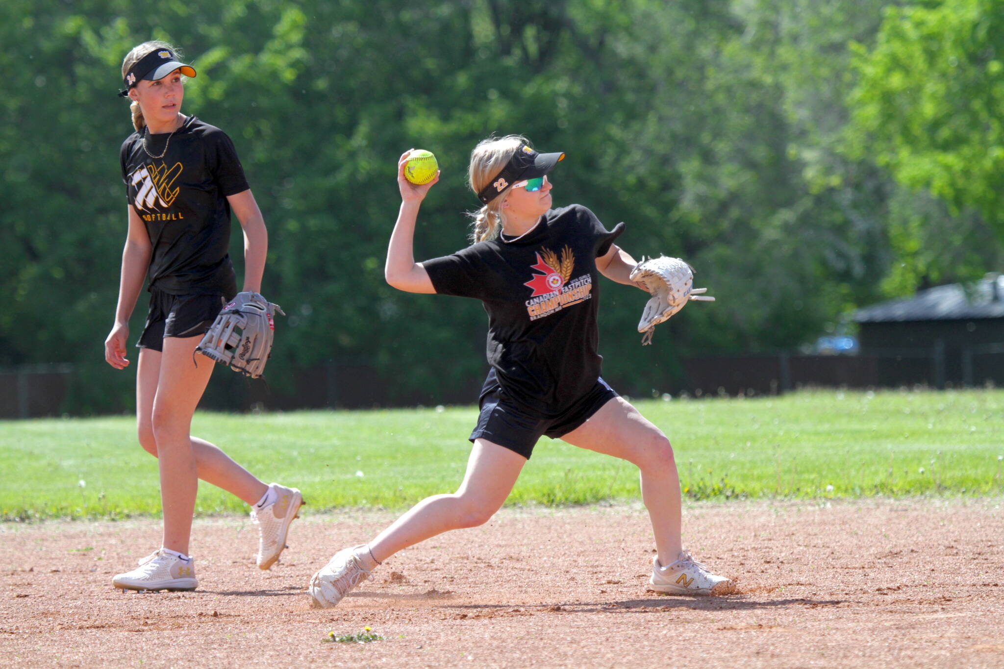 Young Vikings primed for fast-pitch provincials – Brandon Sun