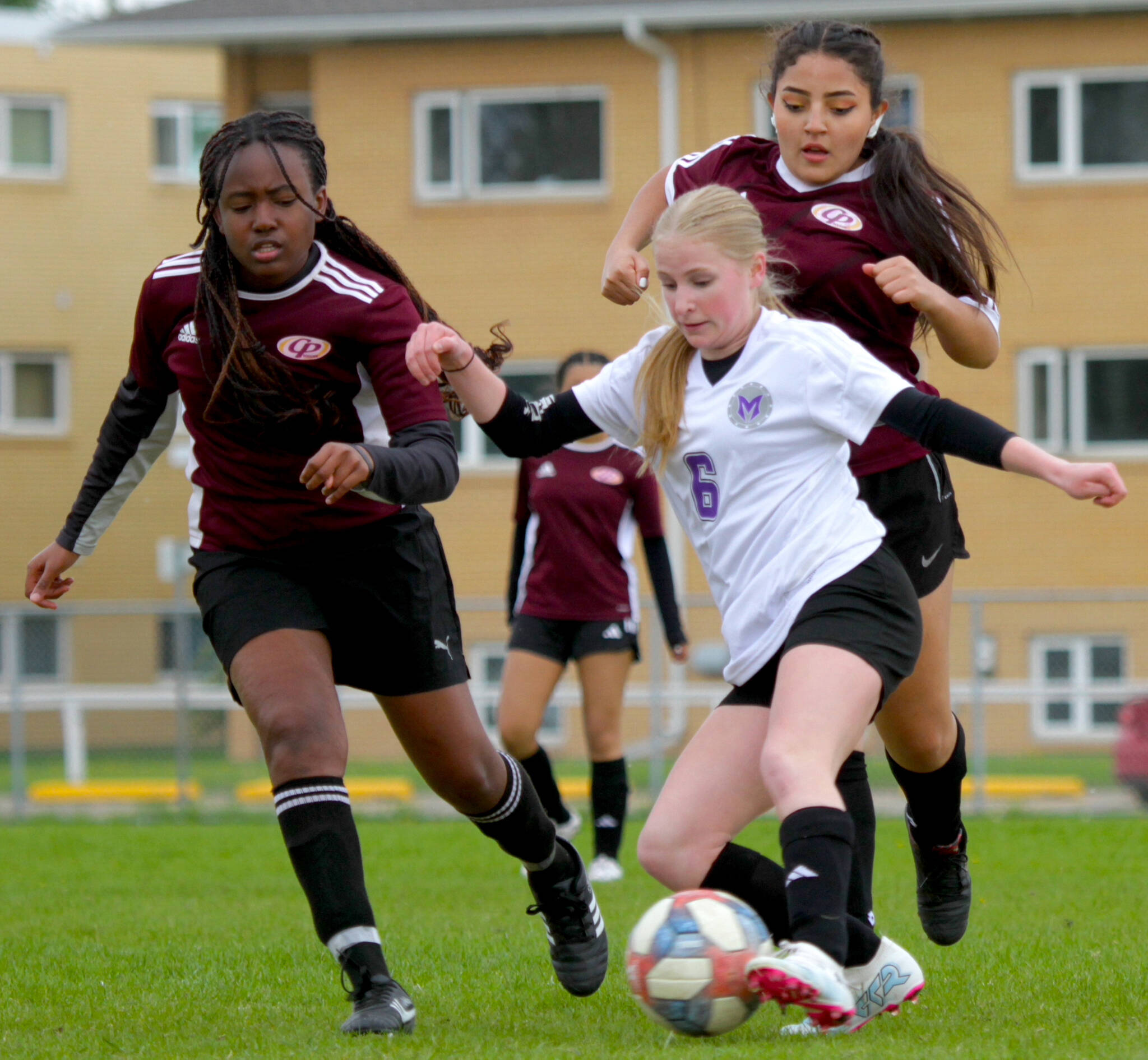 Vincent Massey Vikings chase provincial soccer medal – Brandon Sun