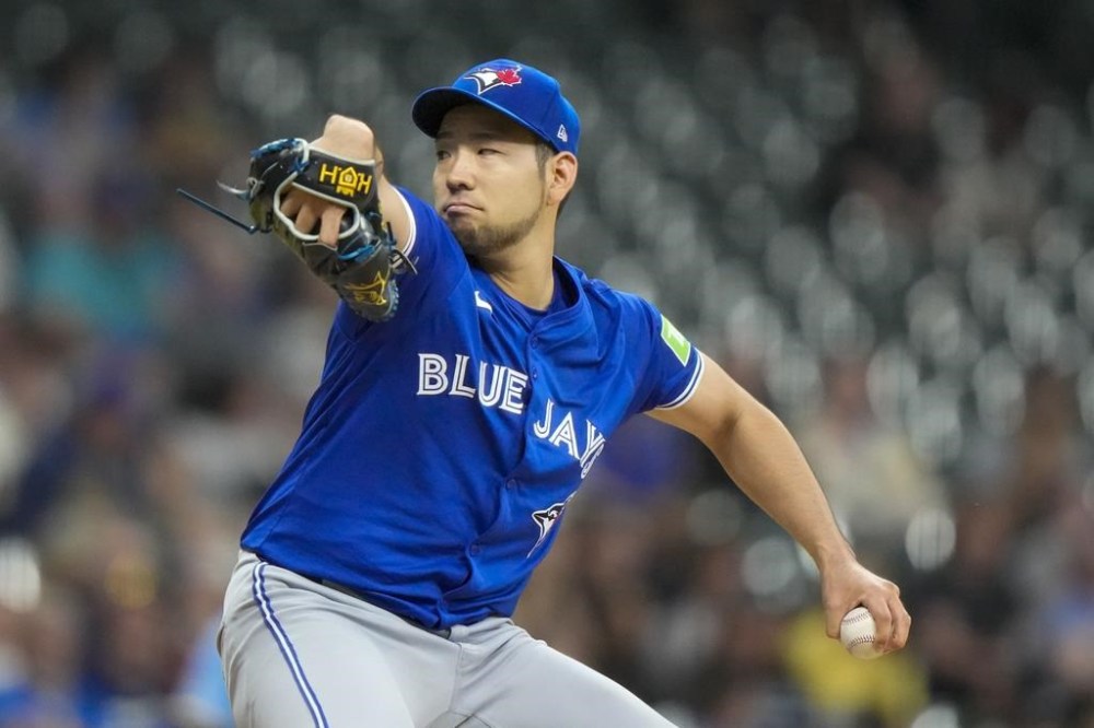 Kikuchi, four Blue Jays relievers combine to blank Brewers 3-0 ...