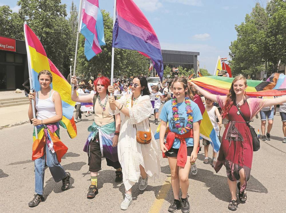 Pride Week rings in wedding bells – Brandon Sun