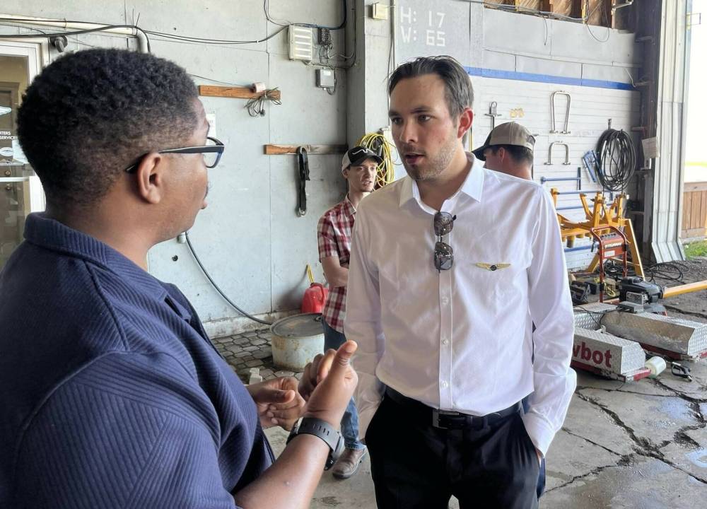 Graduates get their wings – Brandon Sun