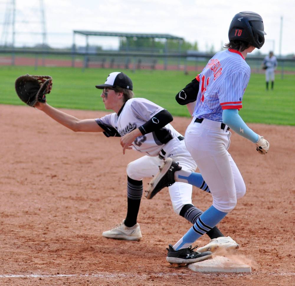 DOUBLEHEADER SPLIT FOR 15U AAA BRANDON MARLINS – Brandon Sun