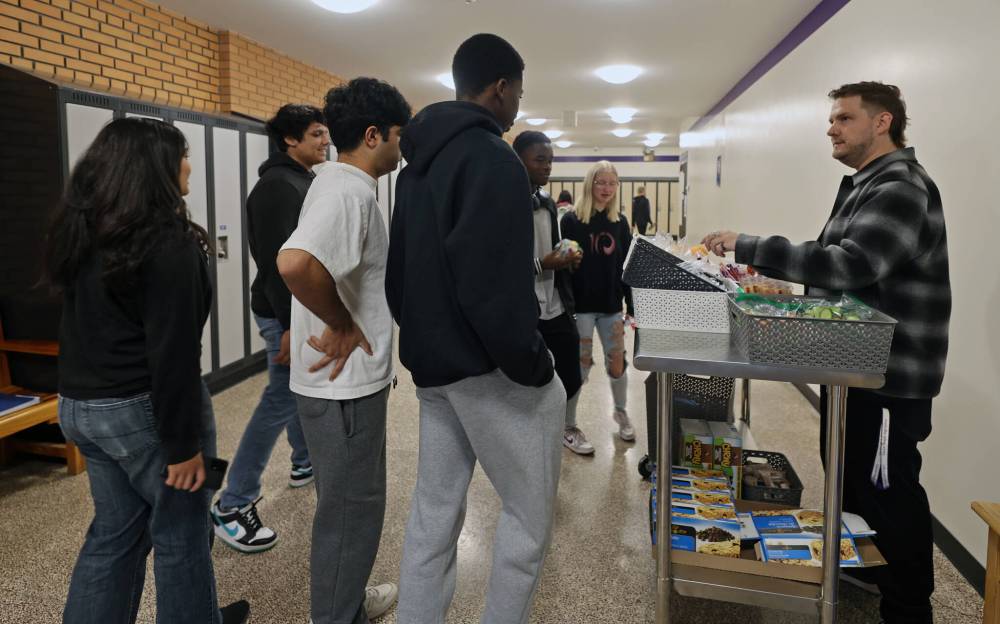 School nutrition programs ‘extremely busy’ – Brandon Sun