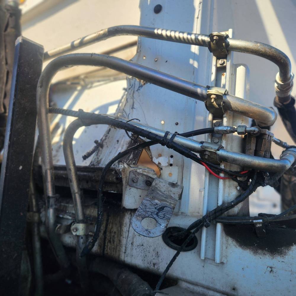 City down to four operable garbage trucks – Brandon Sun