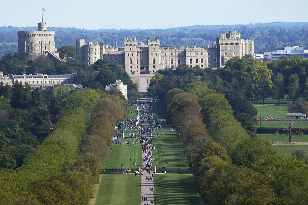 Police investigate burglary at Windsor Castle estate, fueling concerns ...