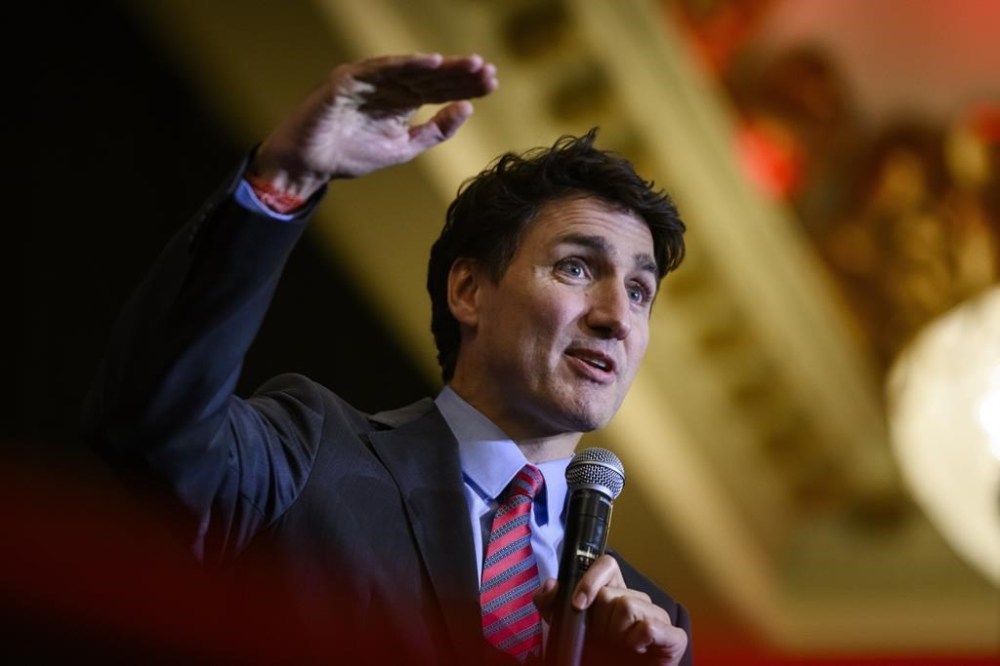 Trudeau attends Taylor Swift concert in Toronto with family – Brandon Sun